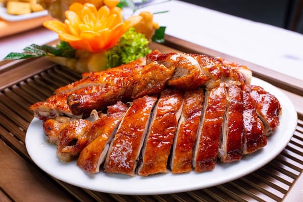 Review 9 Quán Vịt Quay Ngon Nhất Đà Nẵng: Từ Bình Dân đến Sang Trọng